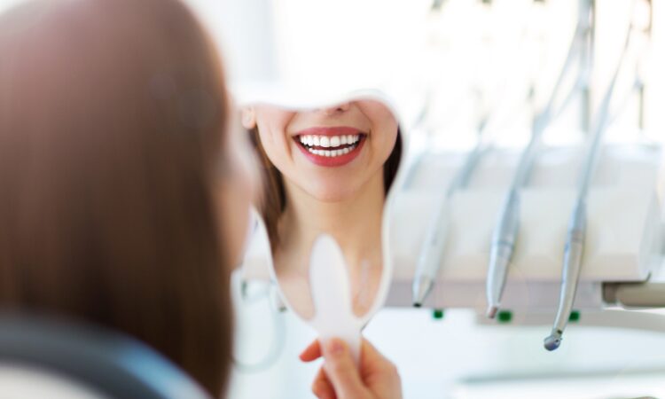 The Benefits of Professional Teeth Whitening | Williamsburg, VA